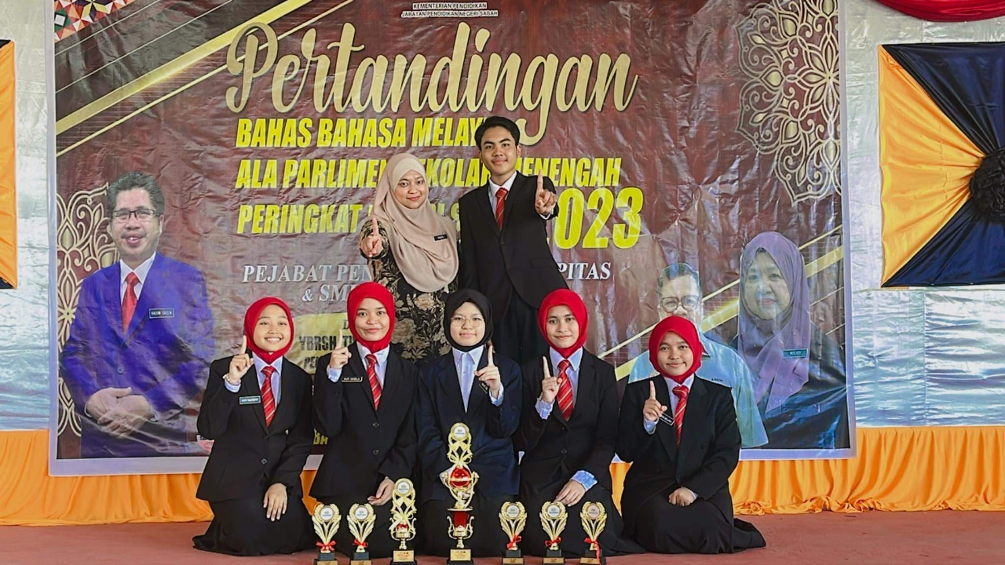 SMK Balung Johan Bahas Bahasa Melayu Ala Parlimen Peringkat Negeri ...